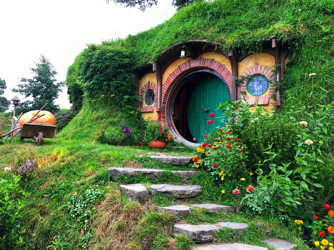 Hobbiton Movie Set and Banquet Tour Review - Life In Wanderlust