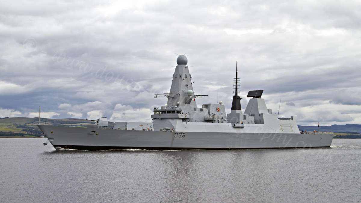 Dougie Coull Photography: HMS Defender and a Few Other Craft