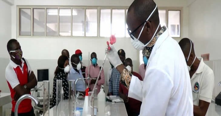 ISCTAC produz álcool gel com padrões internacionais