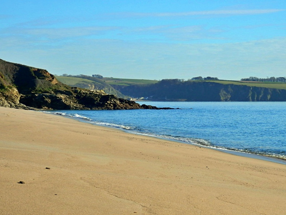 Mike's Cornwall: Looking For Lucky Shells at Carlyon Bay, Cornwall