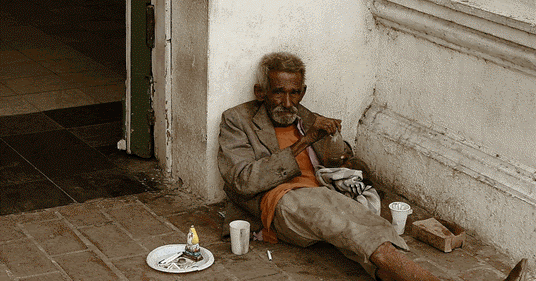 Entre Poemas y Pinturas: MORADA DEL MENDIGO.