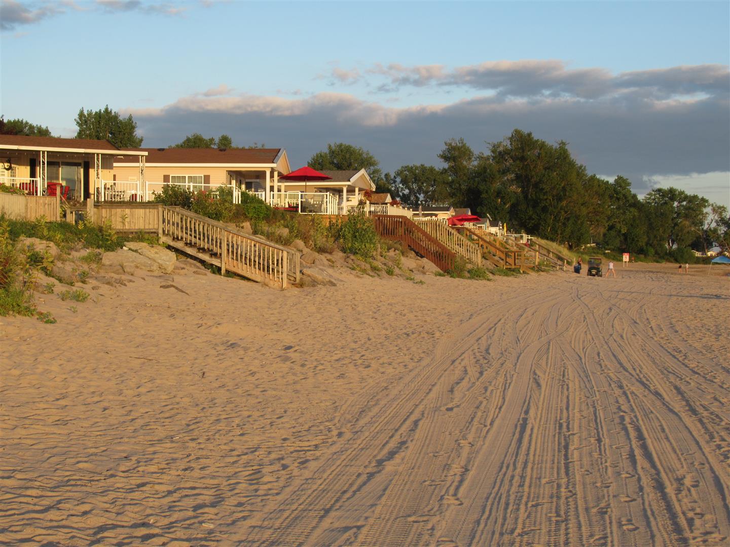 Skid and Sandy On The Road: Sherkston Shores Resort - First Day