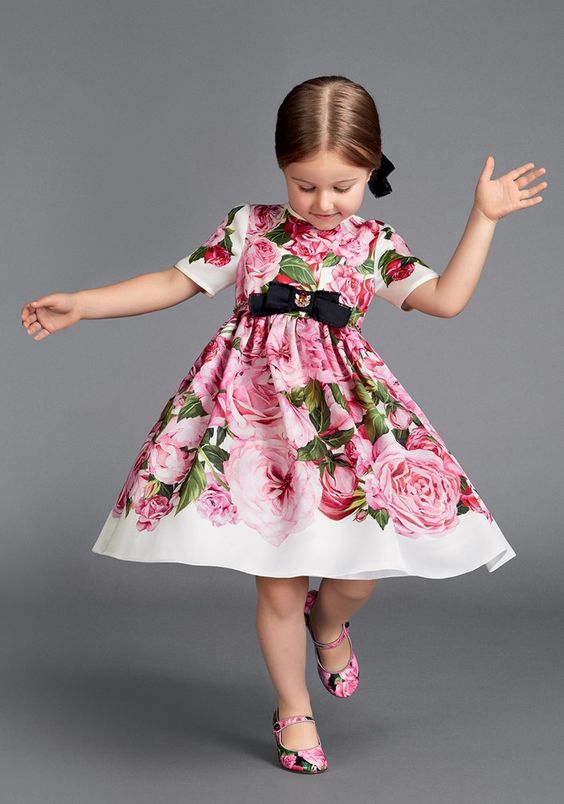 Children's dresses in cheerful colors Spring and Summer 2021