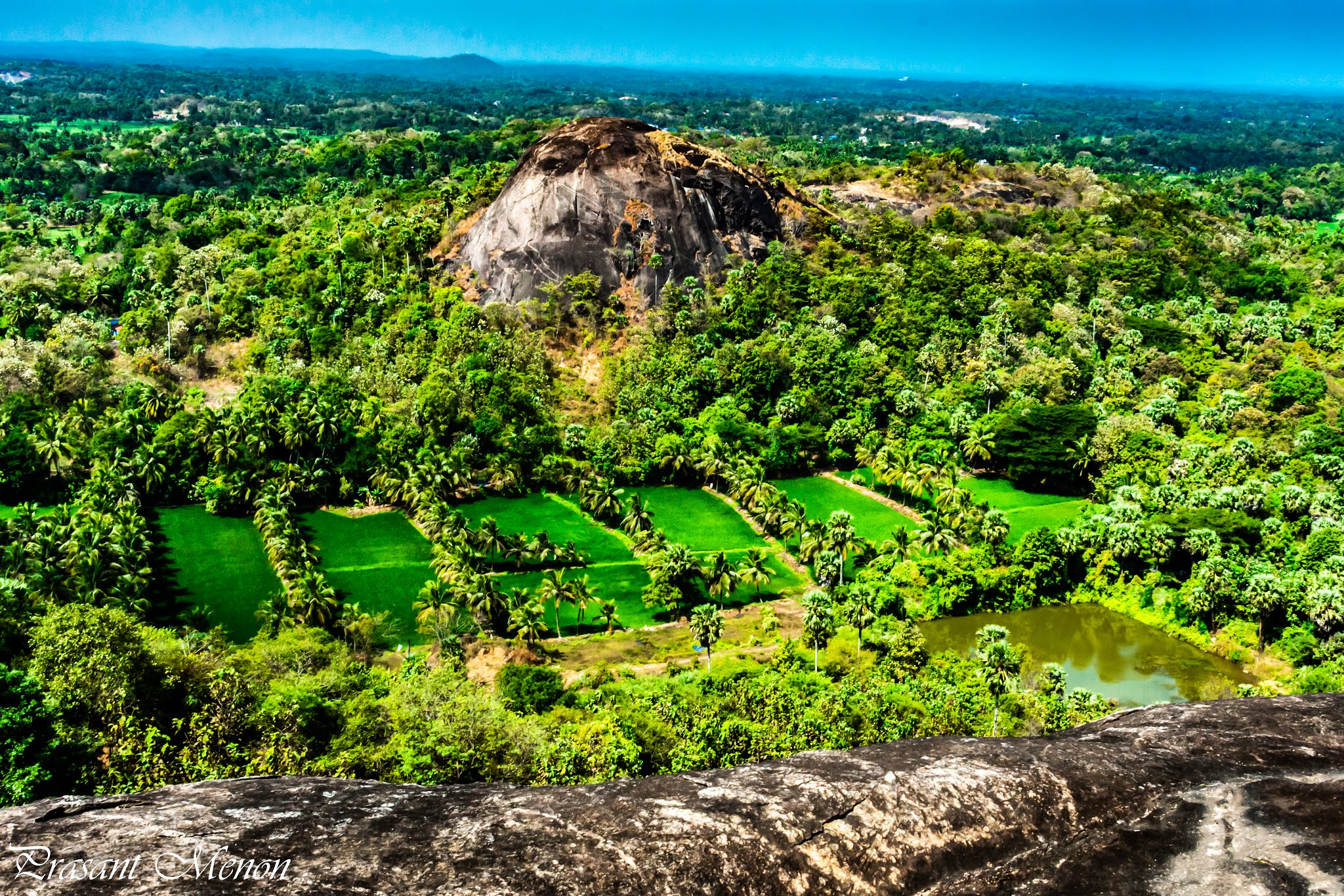 Prasantmenon: Vamala Ayyappan temple, Pallassana