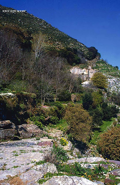 ΝΑΟΙ ΣΤΗ ΜΑΝΗ: ΝΥΦΙ (ΠΑΝΑΓΙΑ ΚΟΥΡΝΟΥ)