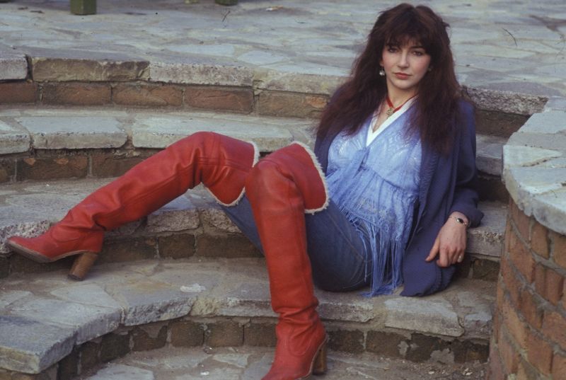 50 Glamorous Photos Defined Fashion Styles of Kate Bush in the 1970s ...