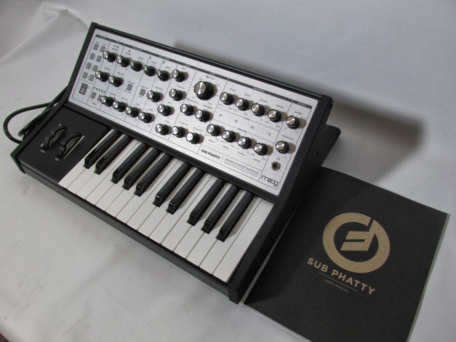 MATRIXSYNTH: Moog Sub Phatty Analog Synthesizer 25 Key Synth