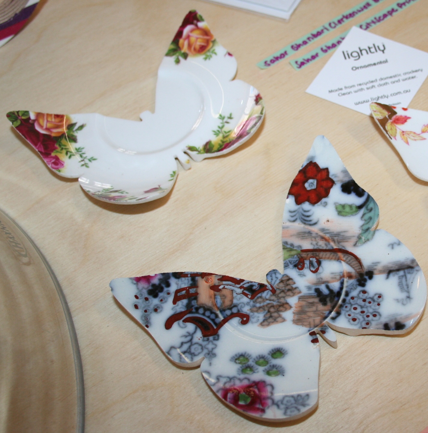 Schmoozemuse: China Butterflies