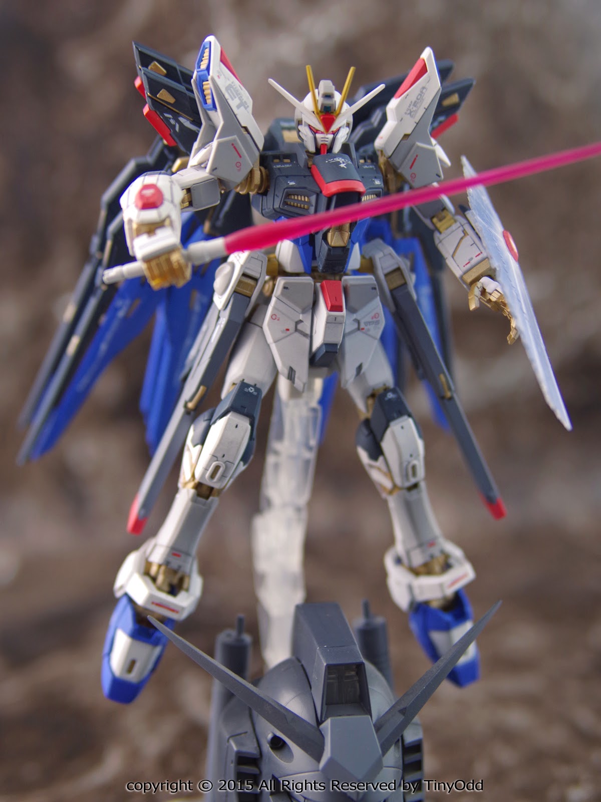 GUNDAM GUY: RG 1/144 Strike Freedom Gundam + Meteor Unit - Painted Build