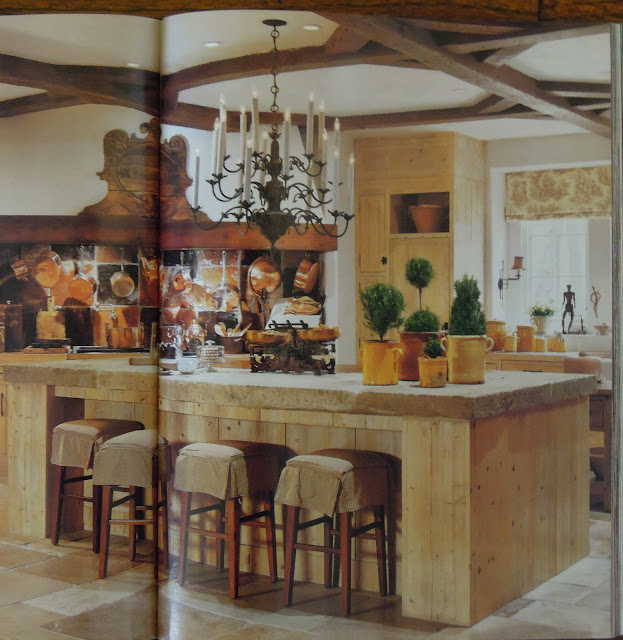 Antiqueaholics: Pamela Pierce Decorates for Christmas, Veranda 2005