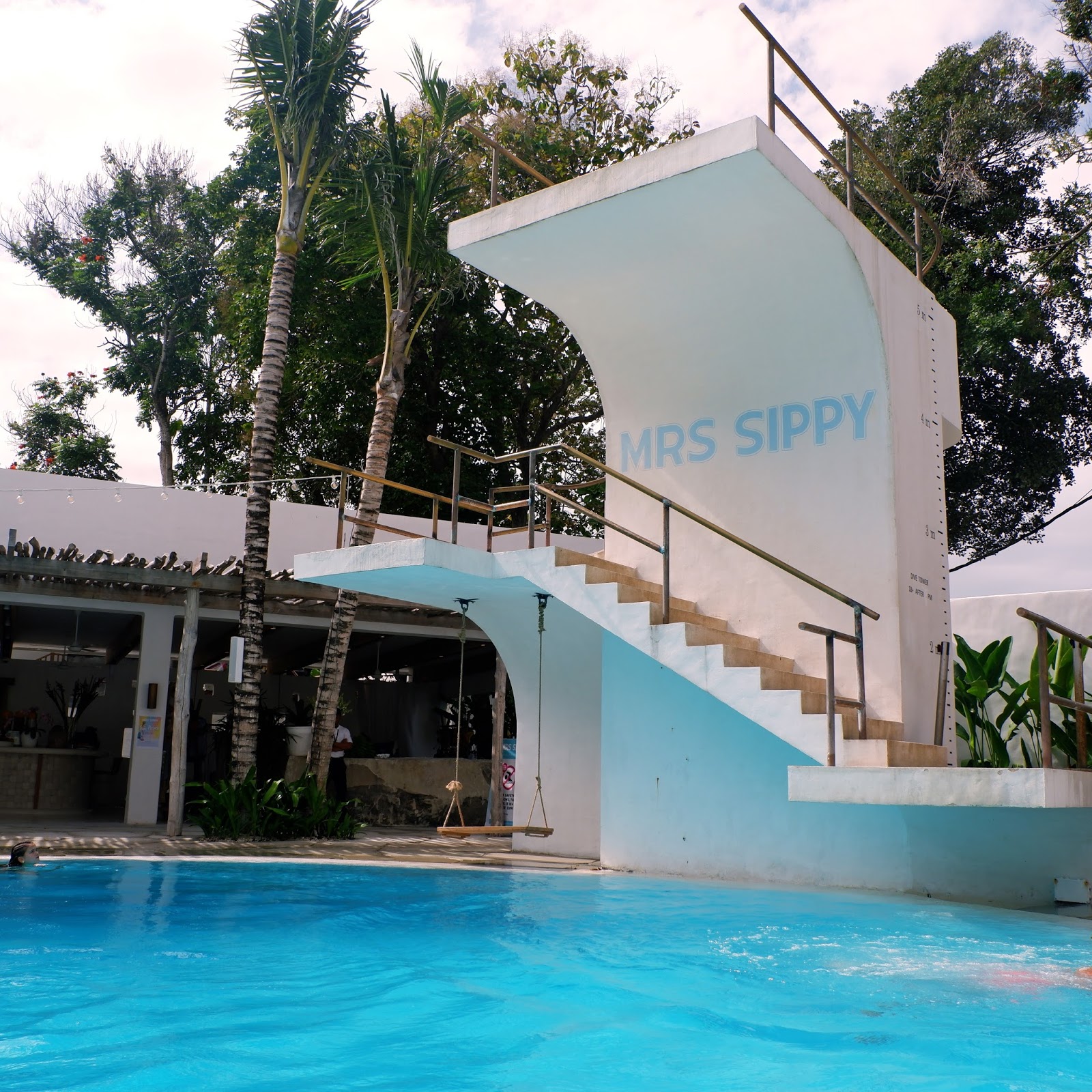 MRS SIPPY BEACH CLUB, SEMINYAK, BALI