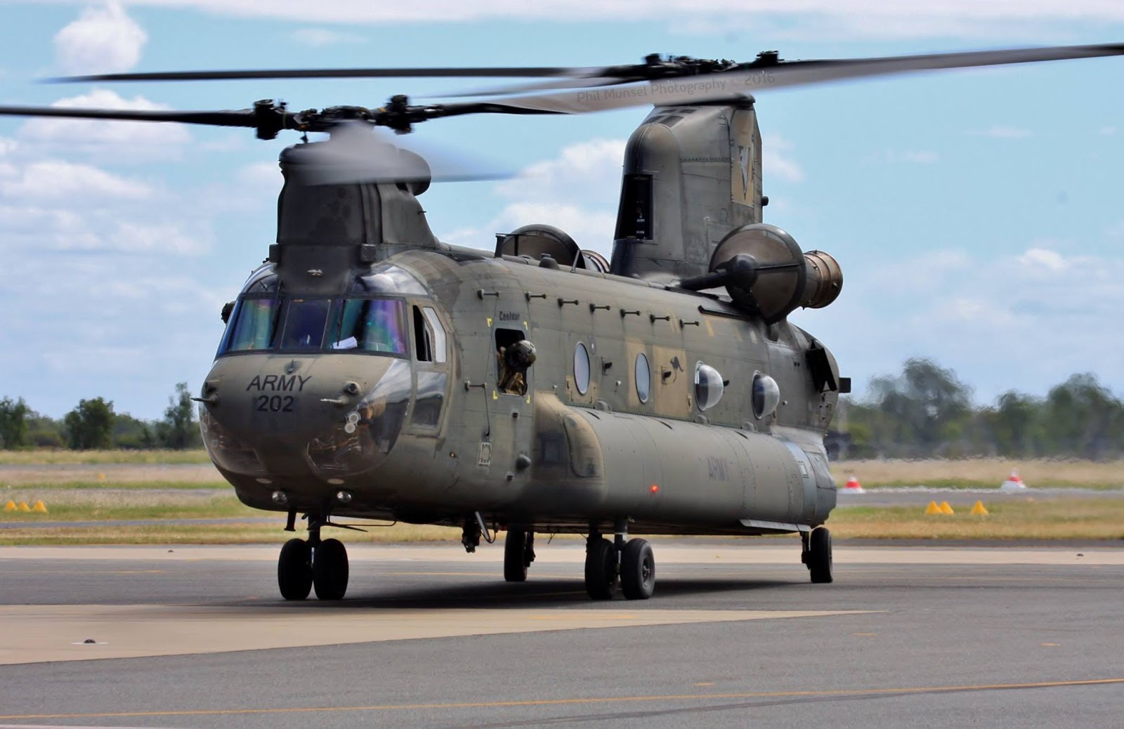 Air Queensland.blogspot: Australian Army Boeing CH-47 Chinook medium ...