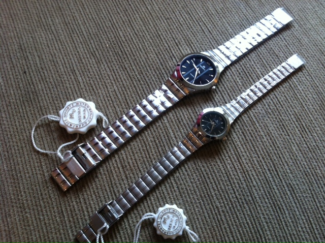 Watch and Camera: Mema 1298