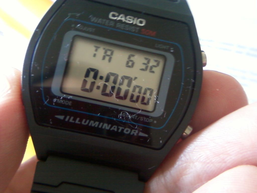 Zona Casio: Prueba: Casio W-202, el totalmente nuevo digital básico de ...
