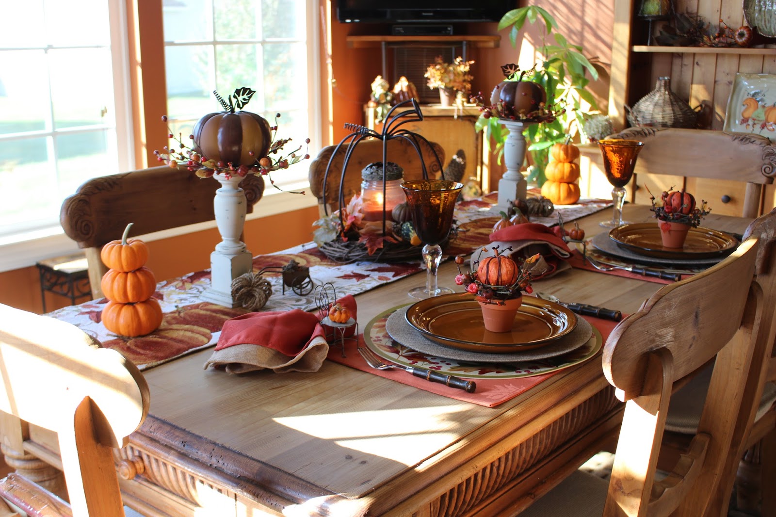 Designs by Pinky: A New Table for 2!!!