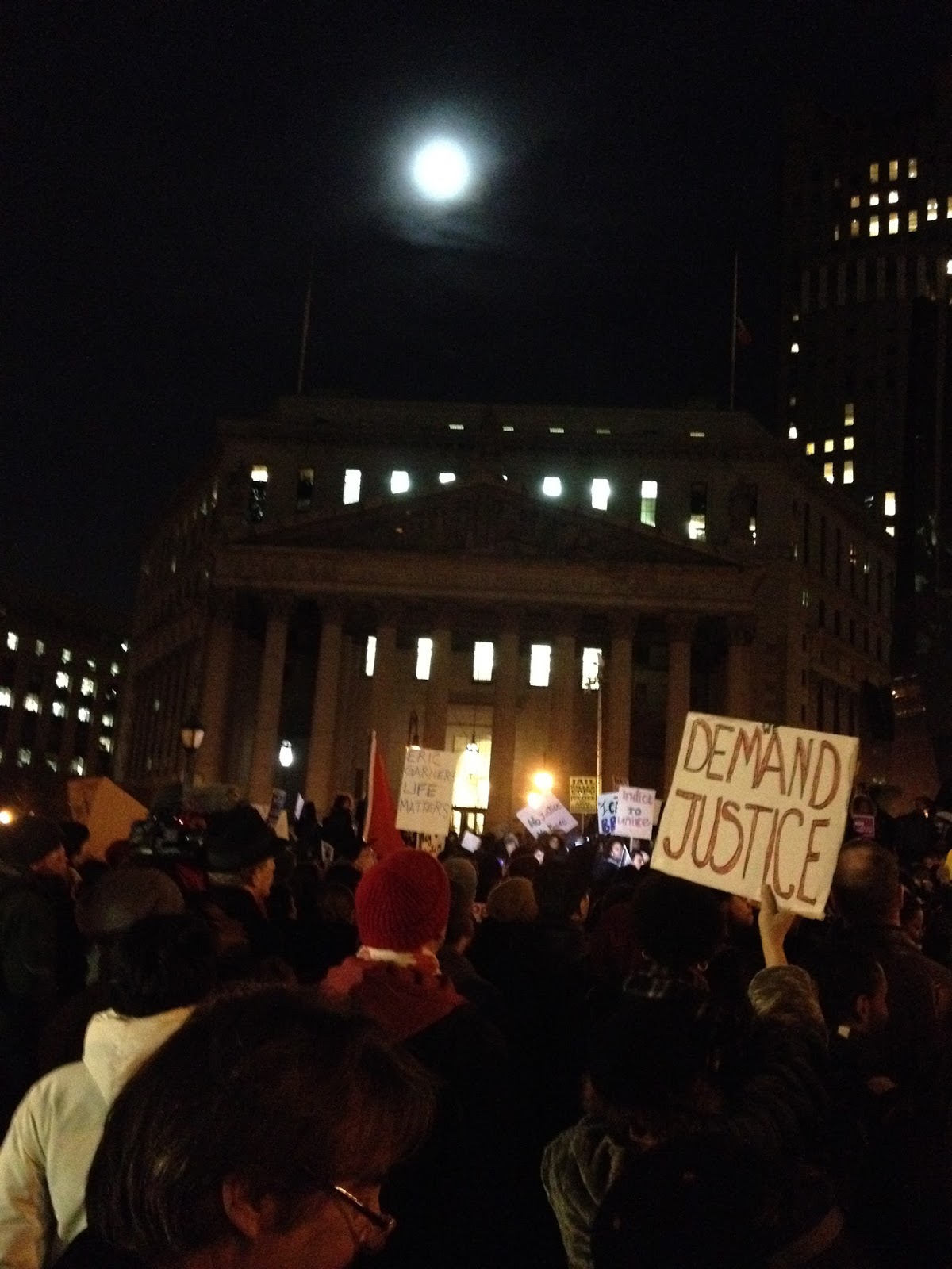 Quotidian New York: December 9, 2014