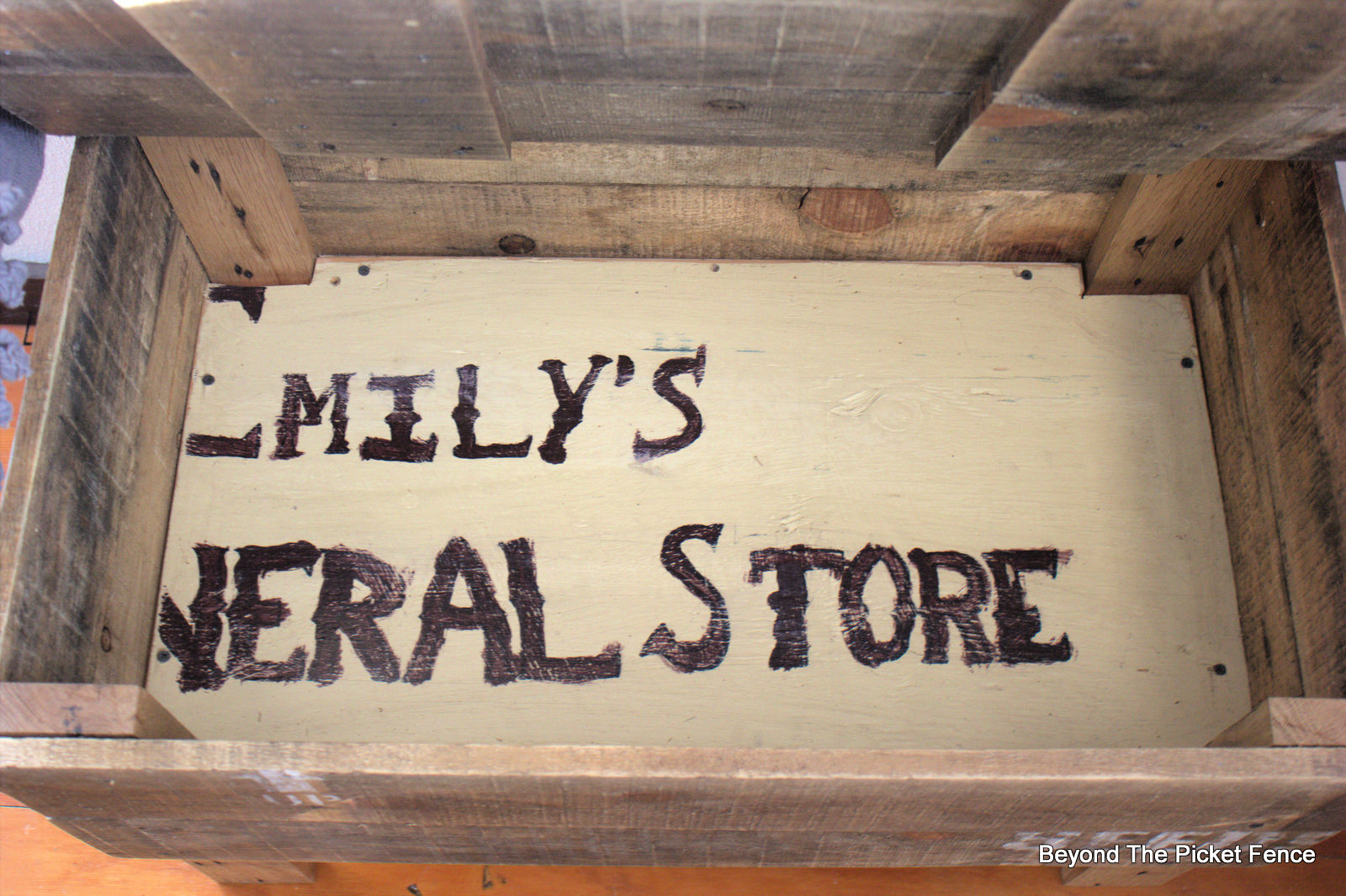 Beyond The Picket Fence: Reclaimed Pallet Wood Seed Crate Storage Bench