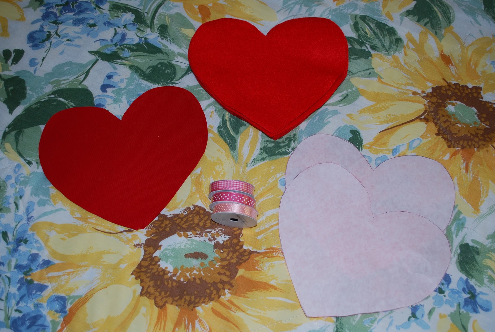 How to Sew Heart Shaped Hand Warmer - Sisters, What!
