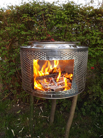 Bushcraft Education : Adapt and Improvise; washing machine BBQ