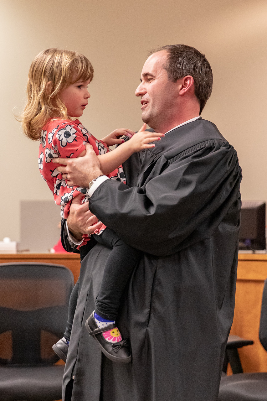 Shoreline Area News: Joe Campagna sworn in as Shoreline District Court ...