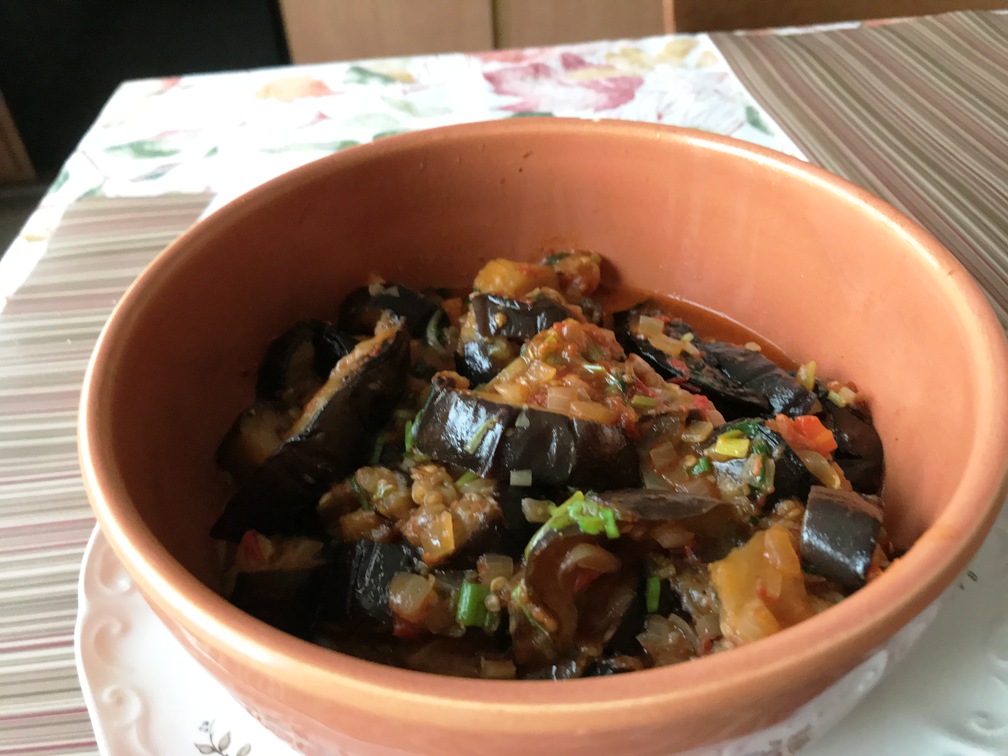 Chumkie's Kitchen : Khayan Thee Sipyan - Burmese Eggplant Curry