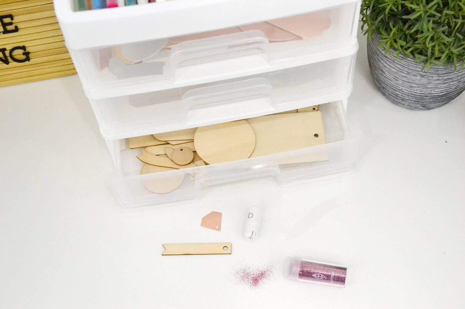 Aly Dosdall: how to organize the we r memory keepers quill kits
