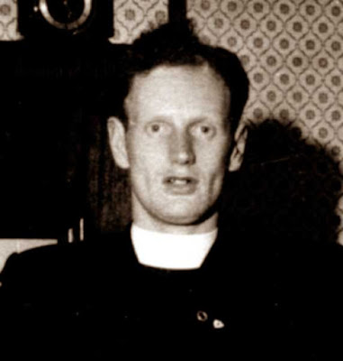 photopol: MORGAN COSTELLO