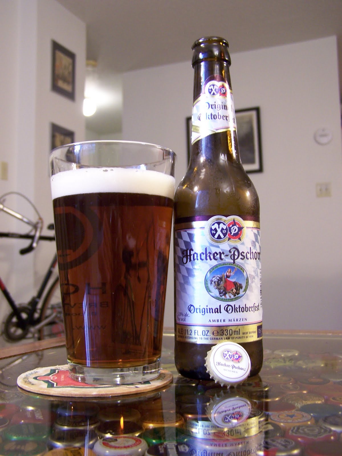 Musings on Beer: Hacker-Pschorr - Original Oktoberfest