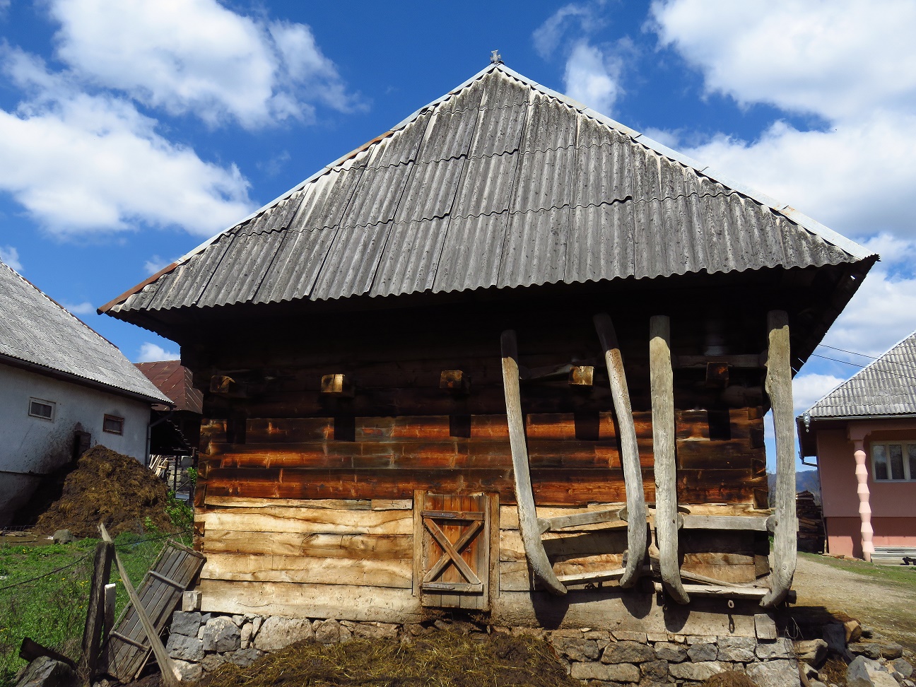 Jurnal de Calatorii: SATUL BREB (MARAMURES- ROMANIA) ÎN IMAGINI - 2021