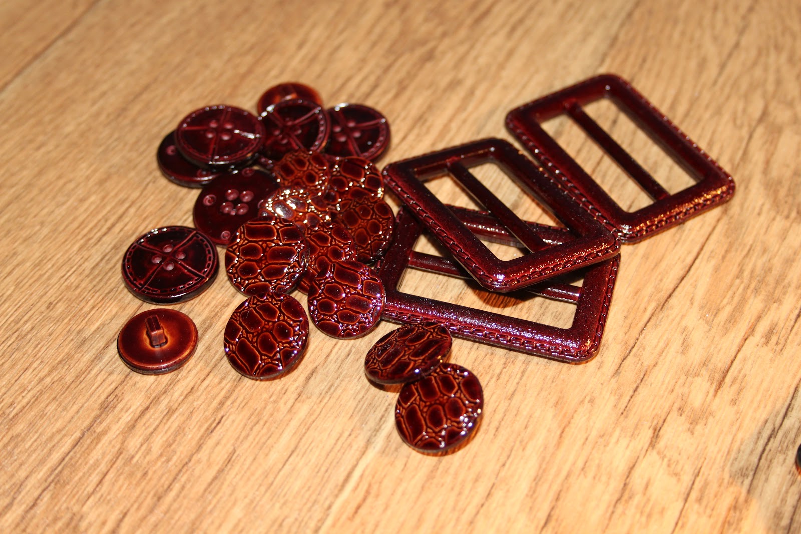 Leona's Make, Do and Mend: Raincoat Revamp!......... Do it like Audrey