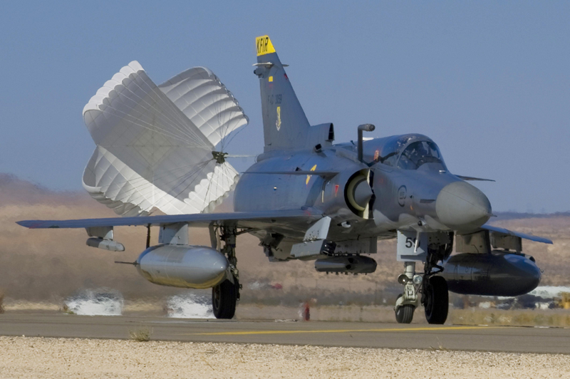 desarrollo defensa y tecnologia belica: Israel le vendería a la Argentina aviones Kfir