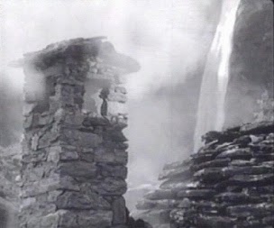 Classic Movie Ramblings: The Blue Light (1932)