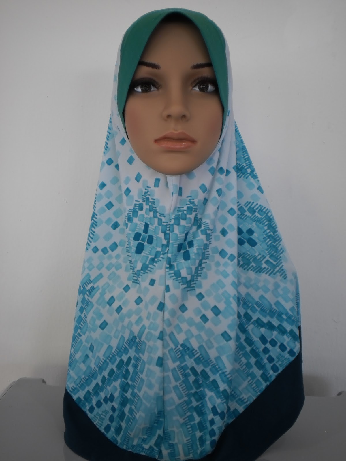 :: Butik Hijab Izrah ::: KOLEKSI TUDUNG HAJRA