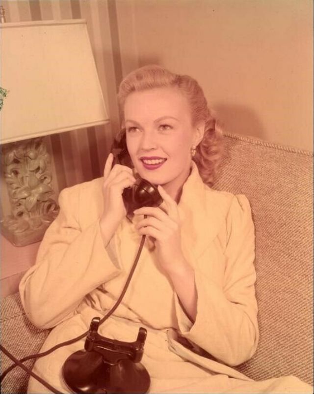 30 Glamorous Color Photos of June Haver in the 1940s and ’50s ~ Vintage ...