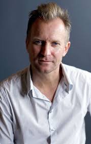 LE PLEIN DE SUPER: Ulrich Thomsen - Le méchant Kai PROCTOR de la série ...