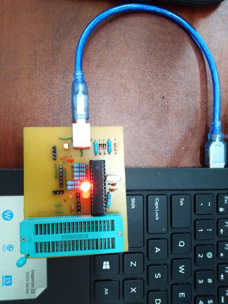 Antenna and Electron Magnetic : USB AVR PROGRAMMER