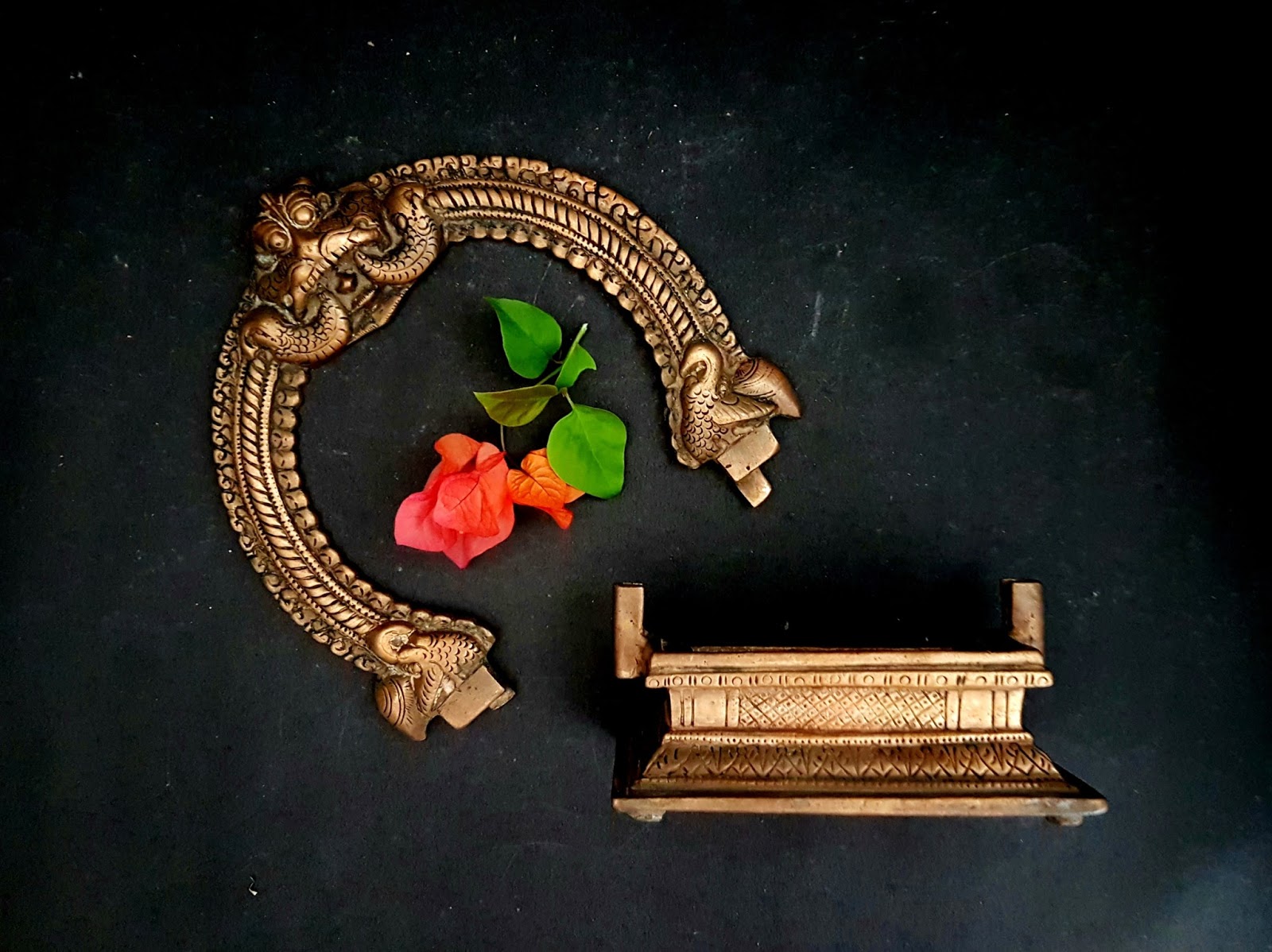 Indian Antique Quest: Prabhavali or Thiruvachi