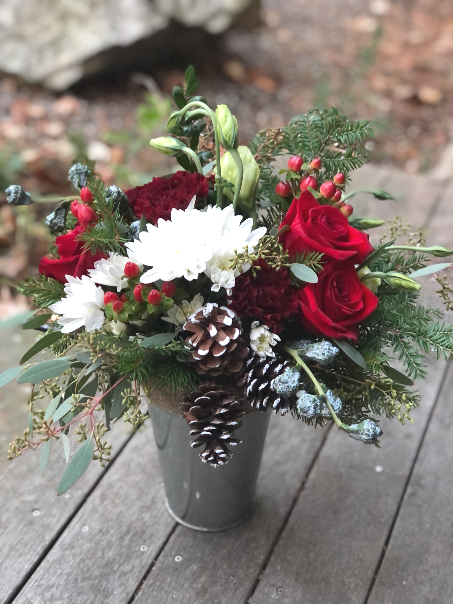 DesignsandEvents: December Pick Me Up Arrangement