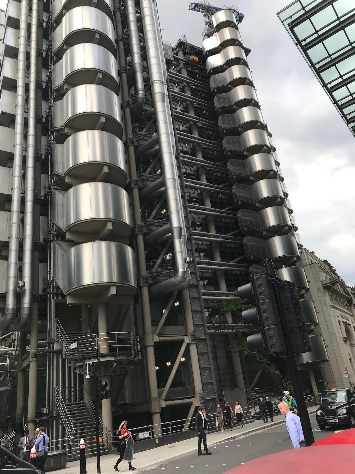 DriveByCuriosity: Architecture: London´s Futuristic Towers