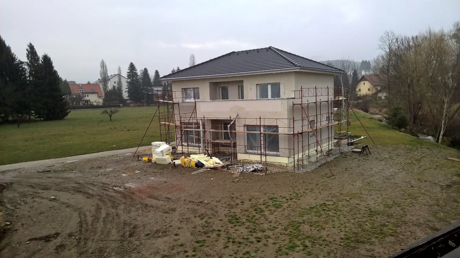 Bautagebuch schlüsselfertiges Hanlo Energy L in Graz: Fassadenarbeiten