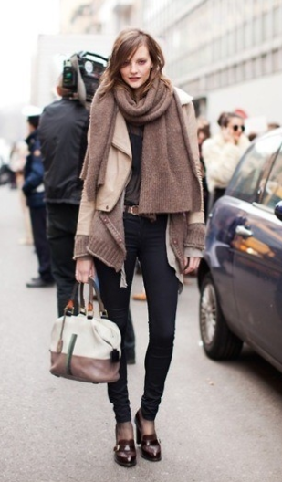 Fashion Trends: Be stylish with Muffler and scarf