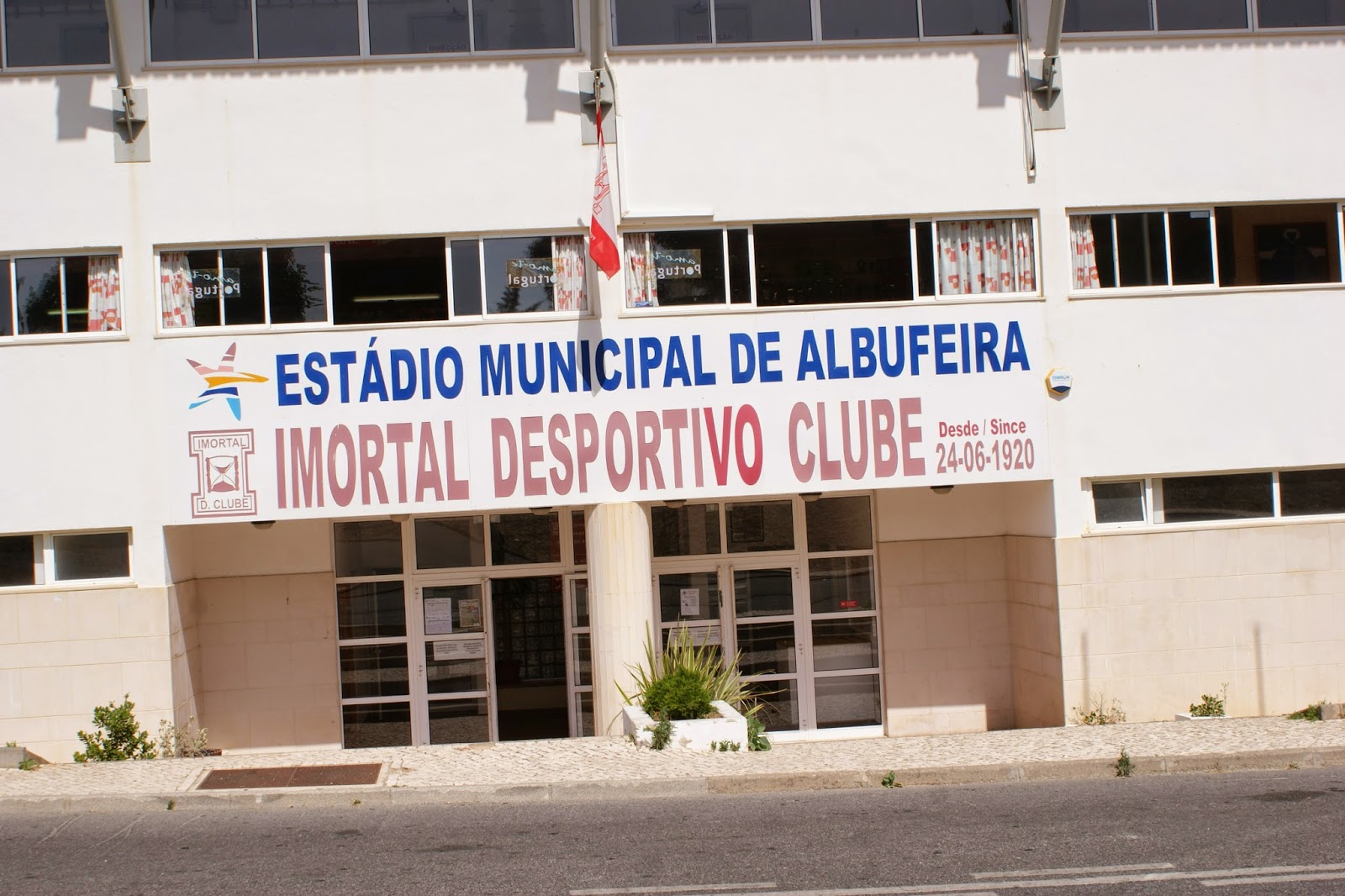 Groundhopper 2000 : Albufeira Municipal Stadium