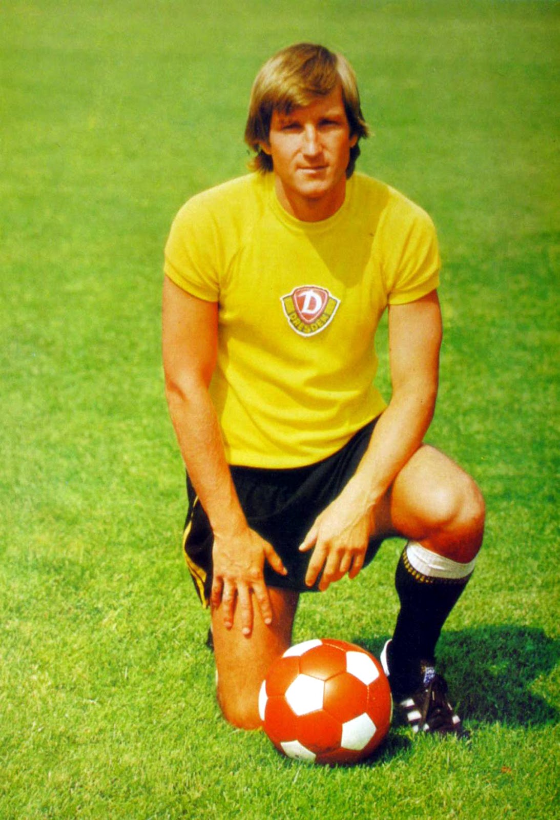 MAILLOT DE LEGENDE. S.G Dynamo Dresden.