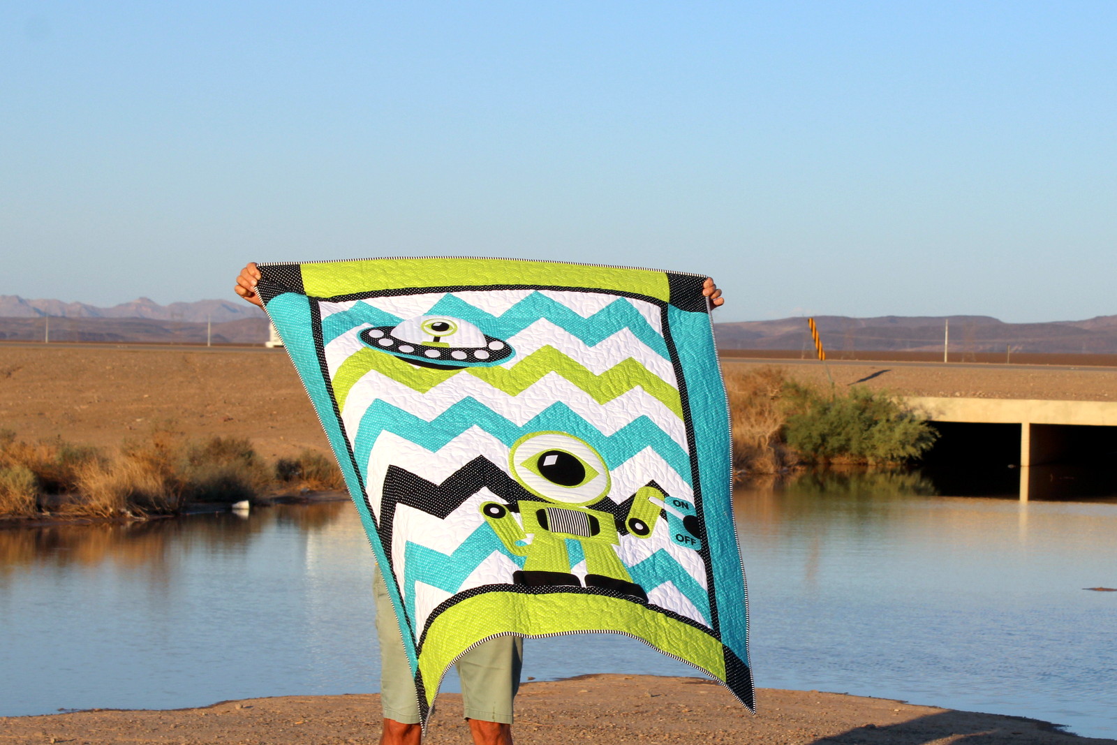 Just Let Me Quilt: Riley Blake Designs Make It Modern Project Tour