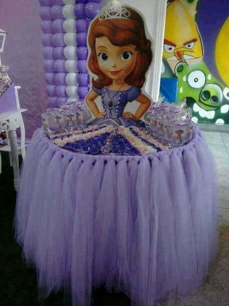 15 Ideas para decorar mesas de dulces con tul ~ Mimundomanual