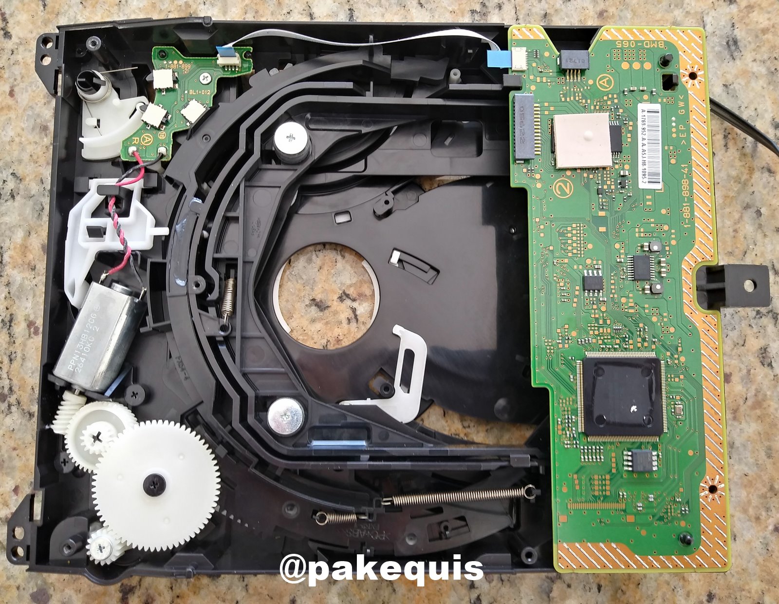 Pakéquis: Por dentro de um Playstation 3