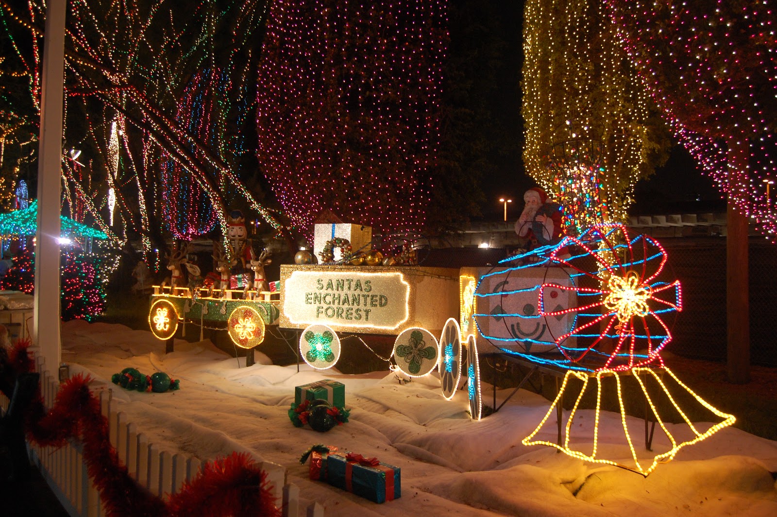 Miami Review News: Santa’s Enchanted Forest celebra 30 años de ...