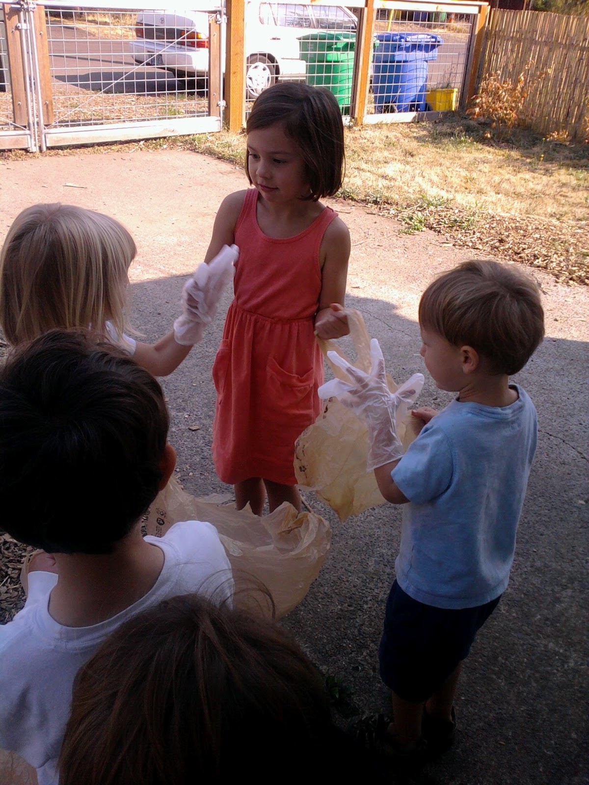 Tumbleweed Infant and Preschool House: Neighborhood Clean-Up