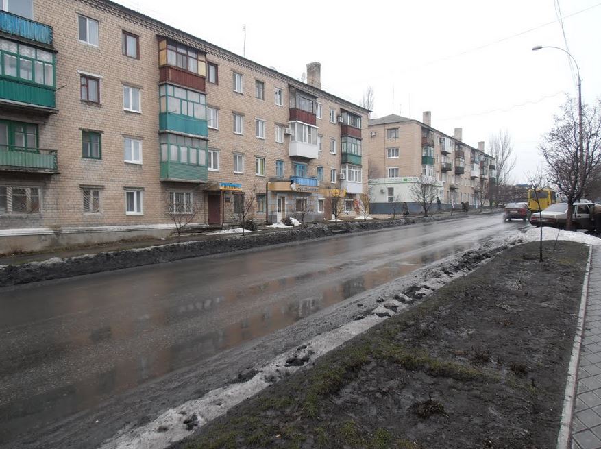 Putin@war: Russian T-72s spotted in Torez