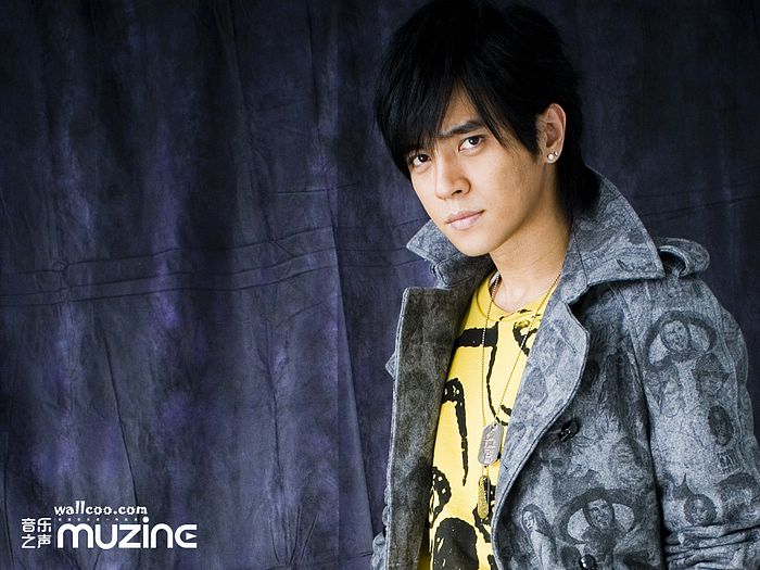 The Outsiders Lovers: All About Alan Lou